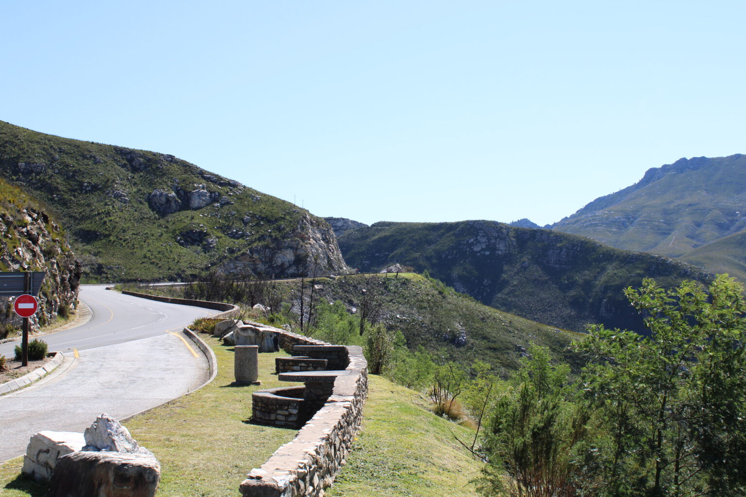 Driving In South Africa: Local Tips & Rental Guide